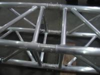 China 390x390mm Aluminum Spigot Truss 1600KG Loading Capacity for sale