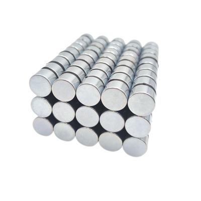 China Zinc Coated Neodymium Iron Boride Magnets N35-N52 35M-50M Grade for sale