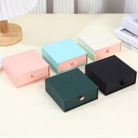 China Gift Custom Cosmetic Boxes / Custom Skin Care Boxes Gold Or Silver Stamping for sale