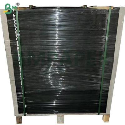 China 180gsm 230gsm Black Card Paper For Garment Label Good Stiffness 70 x 100cm for sale