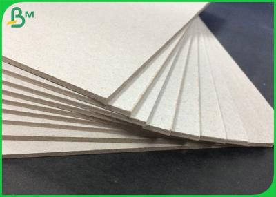 China 2MM 2.5MM Grey Cardboard Sheets With High Stiffiness For Printing for sale