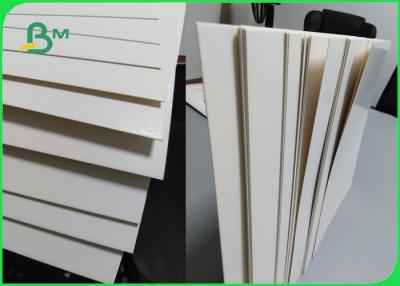 China High Bulk Cardboard White Food Container Board 235 G/M2 965mm Rolls for sale