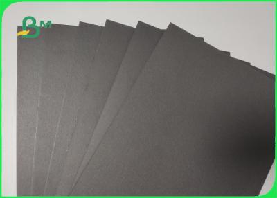 China Virgin Pulp 400gsm 450gsm Black Paper Sheet For Hang Tag Smooth for sale