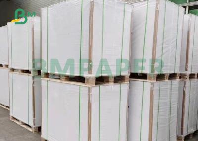 China 50lb White Smooth Offset Paper For Textbook 70 x 100cm Excellent Printing for sale