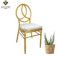 China Stacking Outdoor Powder Coating Metal Wedding Chiavari Chair 4.5kg for sale