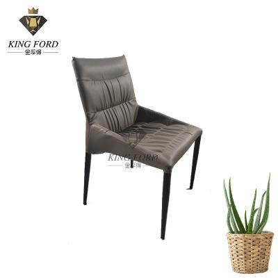 China Antique Design Restaurant Comfy Leather Dining Chairs 7kgs for sale