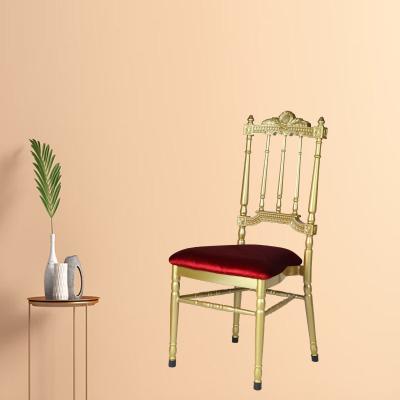 China Powder Coating Gold Chiavari Chairs For Weddings Soft Seat Fabric Foam for sale