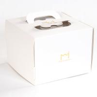 China Elegant Customizable Christmas Cardboard Gift Boxes with Simple Design Gray Board Structure for sale