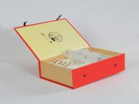 China Classic Red Folding Cardboard Gift Boxes High Strength Long Working Life for sale