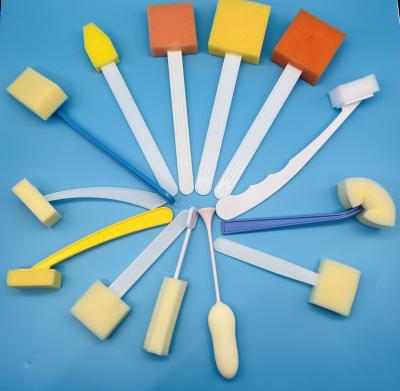 China Custom Size Surgical Sponge Brush PU Polyurethane Foam Head PP Handle Disposable Medical Debridement Cleaning Brush Class I for sale