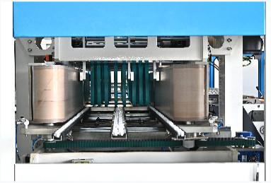 China Pack L90mm 100packs/Min Small Scale Tissue Paper Making Machine for sale