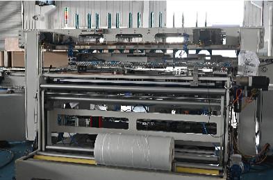 China ISO9001 140packs/Min LDPE Film Paper Roll Wrapping Machine for sale
