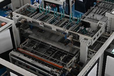 China ISO9001 Double Layer 50packs/Min Toilet Tissue Making Machine for sale