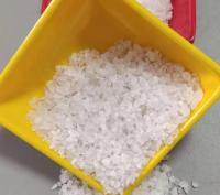 China Transparent Appearance White Aluminum Oxide Sand Blasting Media for Heavy-Duty Surface Preparation for sale