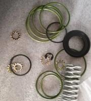 China 2901021800 TD New Condition Minimum Air Compressor Oil Shut-Off Valve Motor Type Part Made of Metal Material for sale
