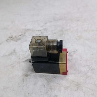 China Atlas Solenoid Valve 1089042813 High Quality Screw Air Compressor Parts Wholesalele for sale