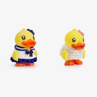 China Cute 3D Plastic Piggy Bank Toy Duck Shaped Non Phthalate Pvc Material for sale