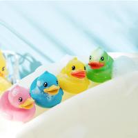 China Vinyl Rubber Duck Toy For Baby Bath With 5.8cm 7.5cm 10cm Size OEM for sale