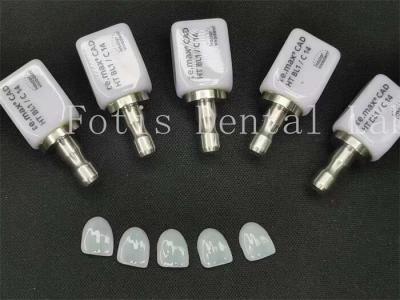 China Dental Lab Laminate Veneers 0.3-0.5mm Porcelain Cosmetic Teeth Covers for Natural Smile for sale