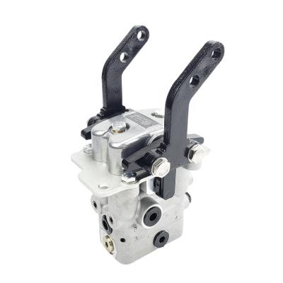 China JUYULONG Is Suitable for Komatsu PC30 56 60 120 130 200 360 450-6-7-8 Walking Pedal Valve Assembly 702-16-04250 for sale