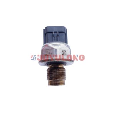 China VOE120 Fuel Rail Pressure Sensor 95PP3-2 Excavator Parts for Construction Machinery Engineering Machinery Parts for sale