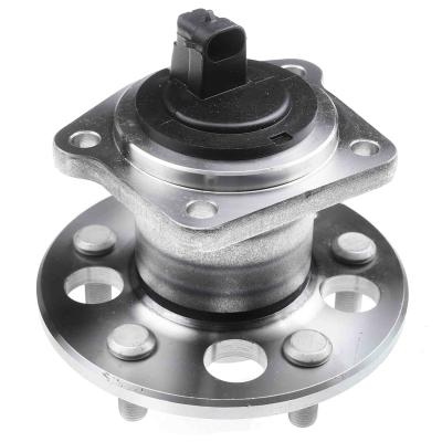 China Rear Driver or Passenger Wheel Bearing & Hub Assembly with ABS Sensor for Toyota Sienna for sale