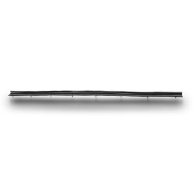 China Front Left or Right Door Lower Weatherstrip Seal for Ford F-250 Super Duty 99-16 for sale