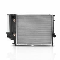 China Radiator with Engine Oil Cooler for BMW 525i 89-95 525iT 1993 2.5L Auto Trans. for sale