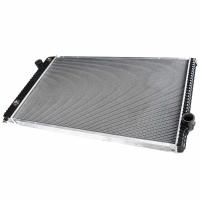 China Radiator for International Harvester 7000 Series 2008-2010 Auto Transmission for sale