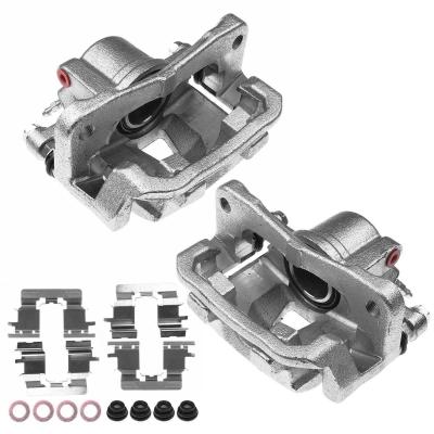 China 2x Rear Brake Caliper with Bracket for Toyota Sienna 2004-2010 for sale