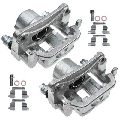 China 2x Rear Brake Caliper with Bracket for Infiniti Nissan G35 G37 M35 for sale