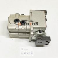 China OEM EX200-1/3/5 ZAX200 ZAX330 Pedal Foot Valve 1024384 1024224 Excavator Parts for sale