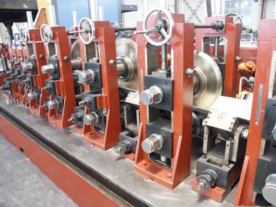 China EN Standard Steel Pipe Forming Machine 76.2-168mm OD with 60 m/min Production Speed for Tube Manufacturing for sale
