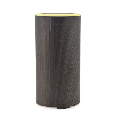 China 10-20ml/H Portable House Humidifier , ISO9001 Round Essential Oil Diffuser for sale
