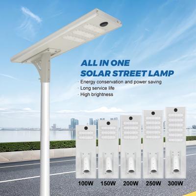 China All in One Solar Street Light with IP65 Waterproof Aluminum Alloy Lamp Body and Intelligent Light Control for sale