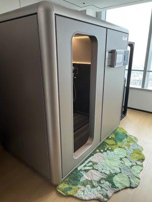 China 1 - 2 People Wound Care Hyperbaric Chamber Wood Color Injury Recovery  HBOT Chamber for sale