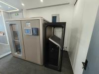China 1 - 2 People Commercial Hyperbaric Chamber Oxygen Therapy For Wound Healing for sale