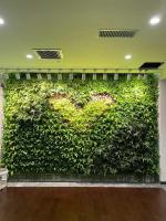 China Eco-Friendly Green Vertical Planter 60 Cells Indoor Outdoor Living Wall System for sale
