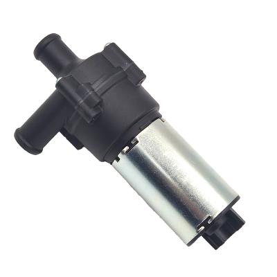 China 1998-2005 Diesel New Water Pump OE A0018356064 6-Month Warranty for sale