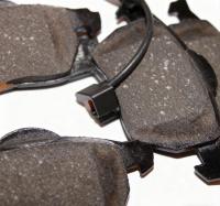 China ARESMRON 4B0 698 151 N High Quality Brake Disk Rotor Disc Brake Pads Auto Parts for Cars for Volkswagen Spare Parts for sale