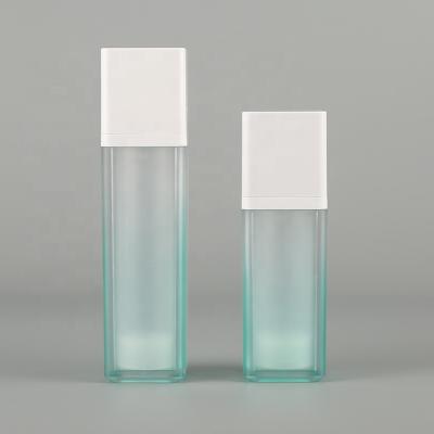China PP Flat Shoulder Acrylic Airless Bottle 30ml 50ml Screen Printing for sale