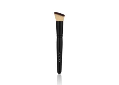 China Individual Flawless Angled Buffer Foundation Blending Brush for sale