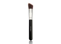 China Fashion Angled Bake Kabuki Brush With Soft And Flexible Natural Fiber for sale
