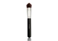 China Unique Pointed Kabuki Brush With High Quality Chemical Free Vegan Taklon for sale