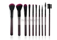 China Dual Tones Synthetic Hair Makeup Brush Set With Beautiful Dotted Handle for sale