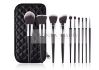 China Private Label Balck White Top Taklon Synthetic Makeup Brushes With Brush Case for sale