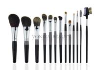 China Luxury Fluffy Natural Hair Makeup Brushes Basic Beauty Brush Kit for sale