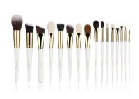 China Vonira Artisan Studio 16pcs Makeup Brushes Kit With Gold Copper Ferrule Wooden Handles for sale