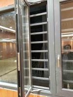 China WY-Tec Aluminum Casement Windows with 4mm-12mm Glass Thickness and Custom Black Anodized Frames for sale