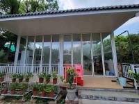 China White Black Aluminum Bifold Doors - Double Glazed Soundproof Windows with 5-Year Warranty and Custom Height Options for sale